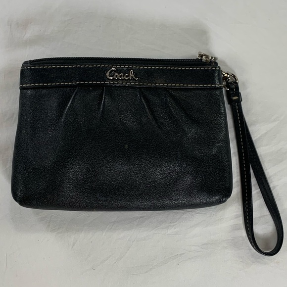 Coach | Bags | Coach Ashley Pleated Leather Organizer Wristlet Wallet ...